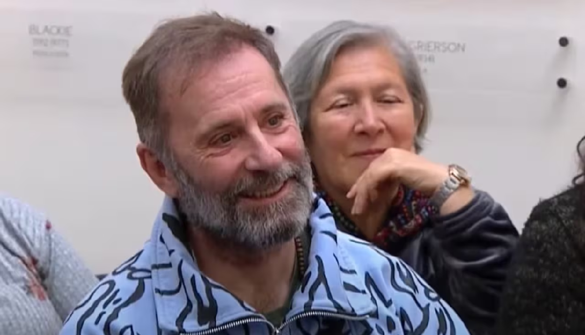 El cruce del gobernador de Santa Cruz contra el padre Juanca Molina - Mosca